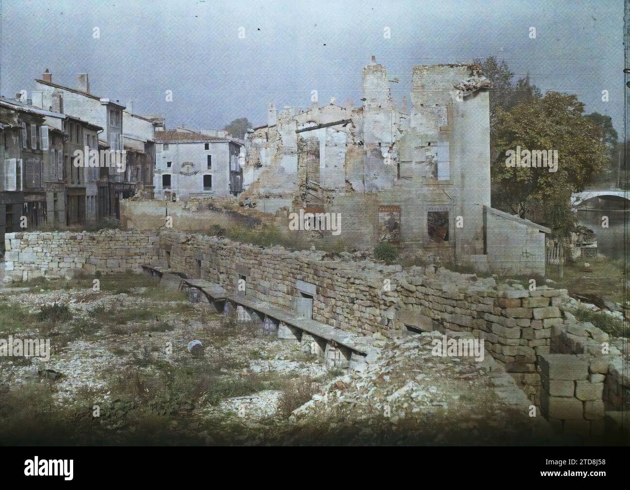 Civil engineering ruins front bridge habitat architecture first hi-res ...