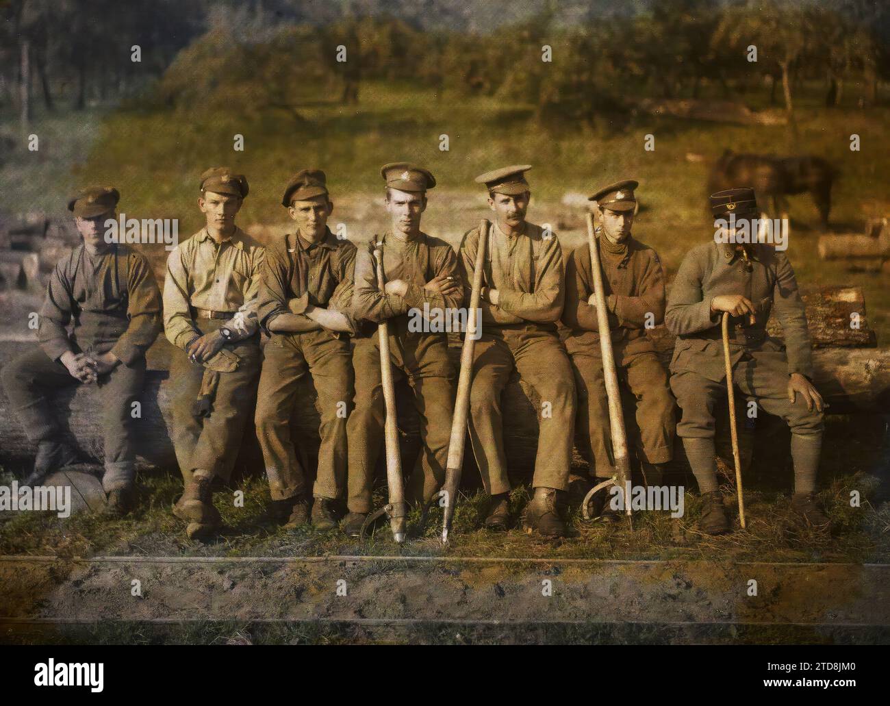 Canada first world war uniform hi-res stock photography and images - Alamy
