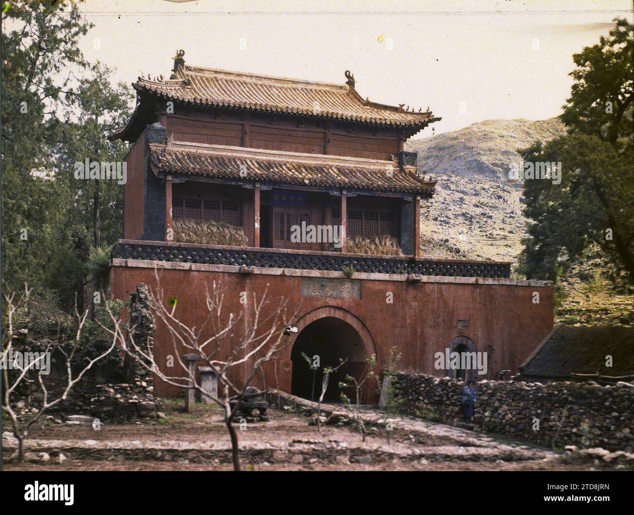 Ten thousand immortals hi-res stock photography and images - Alamy