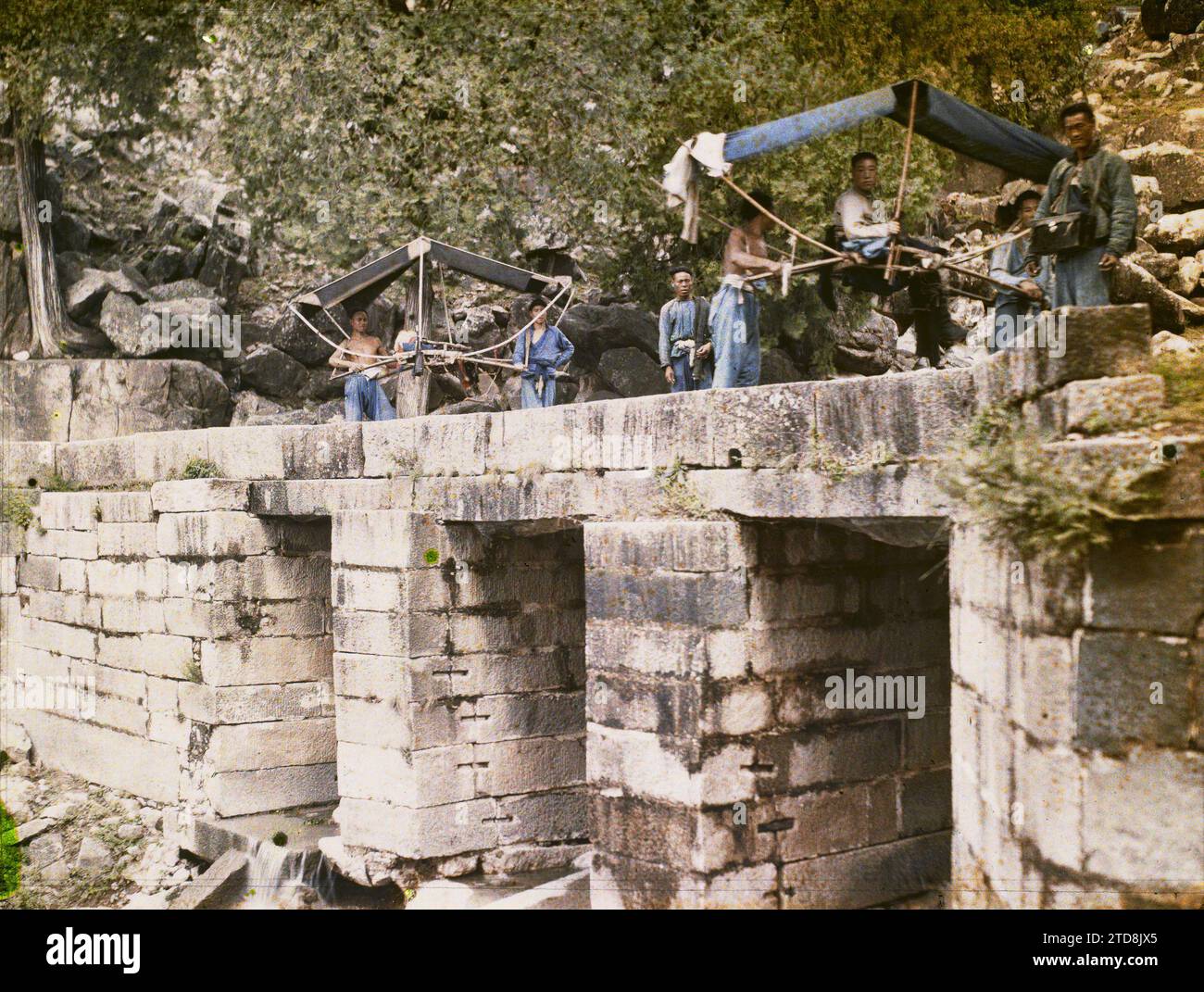 Taishan Massif, China Dongxiqiao ('East-West Bridge'), Transport ...