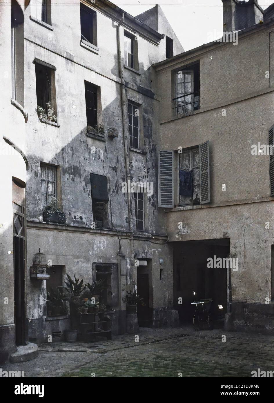 24 rue tournefort hi-res stock photography and images - Alamy