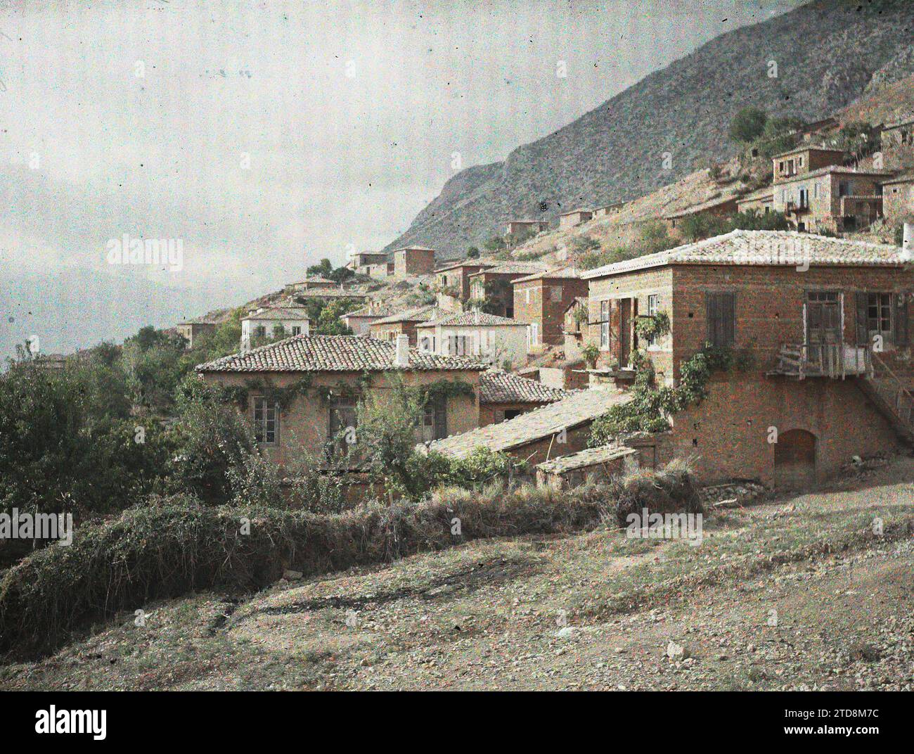 Ruins of village of kastri delphi hi-res stock photography and images ...