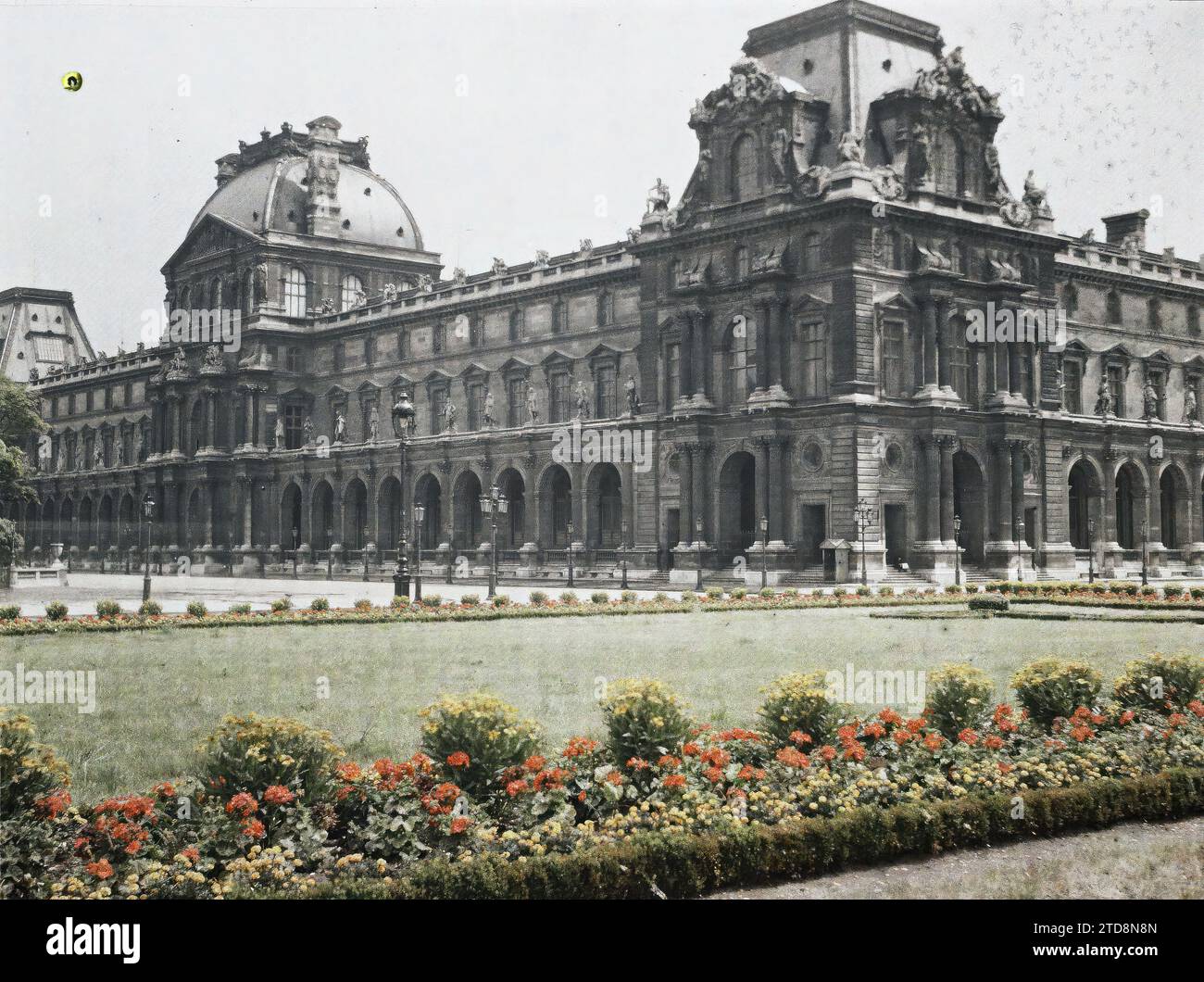 Paris (1st arr.), France Denon Wing of the Palais du Louvre from Place ...