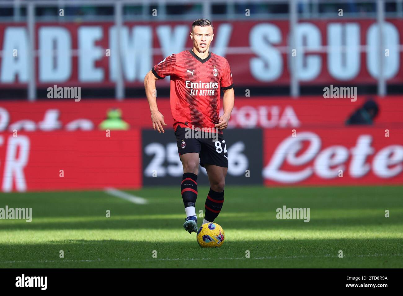 Milano, Italy. 17th Dec, 2023. Jan-Carlo Simic of Ac Milan in action during the Serie A match ...