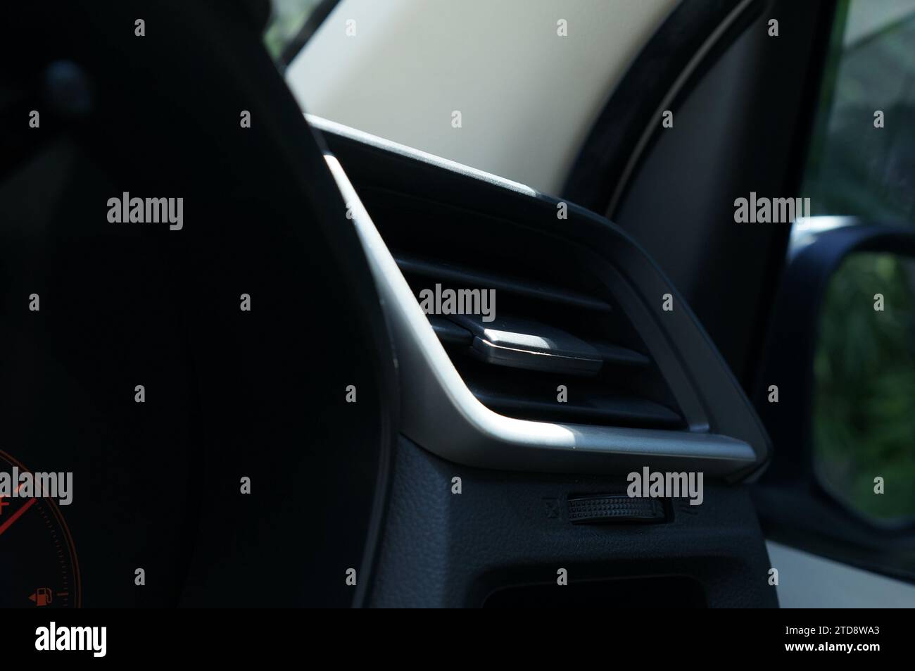 Car air conditioner hi-res stock photography and images - Alamy