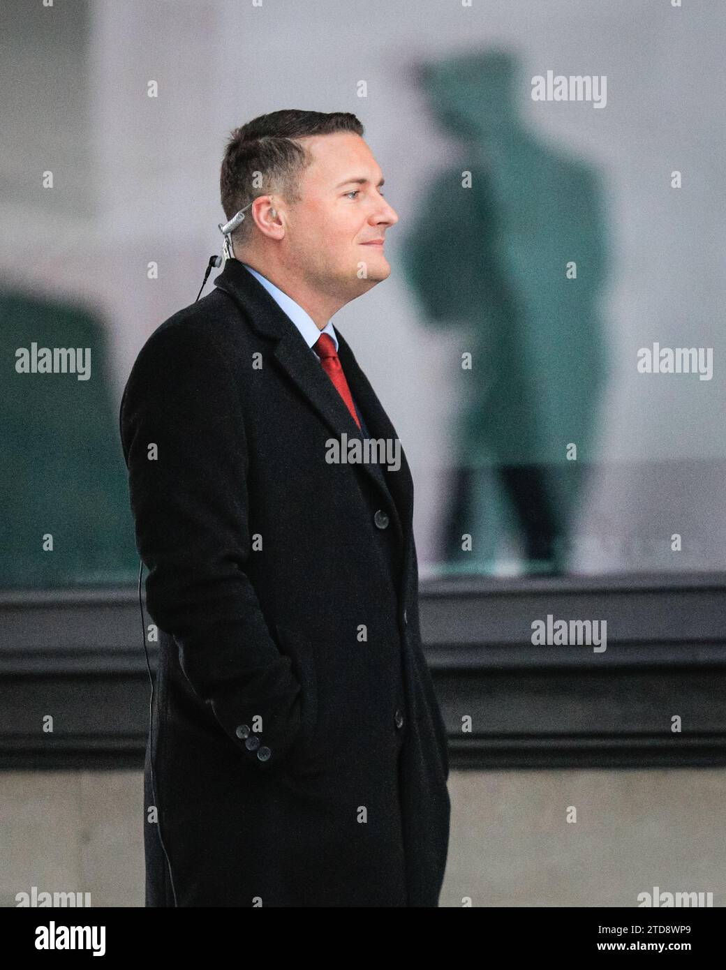 London george orwell statue hi-res stock photography and images - Alamy