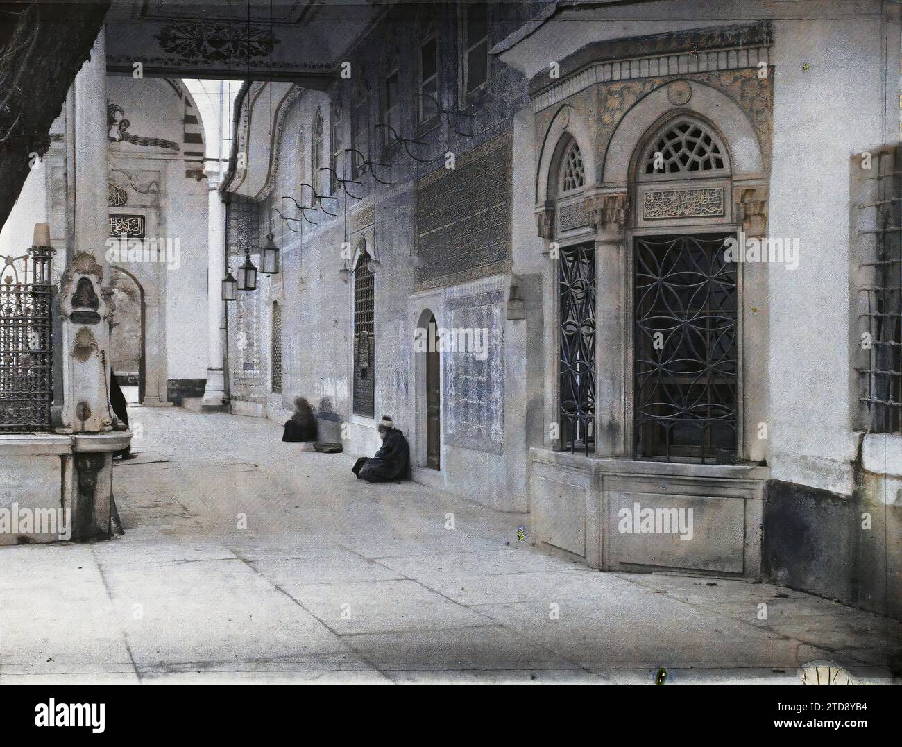 Interior gallery of eyoub mosque hi-res stock photography and images ...