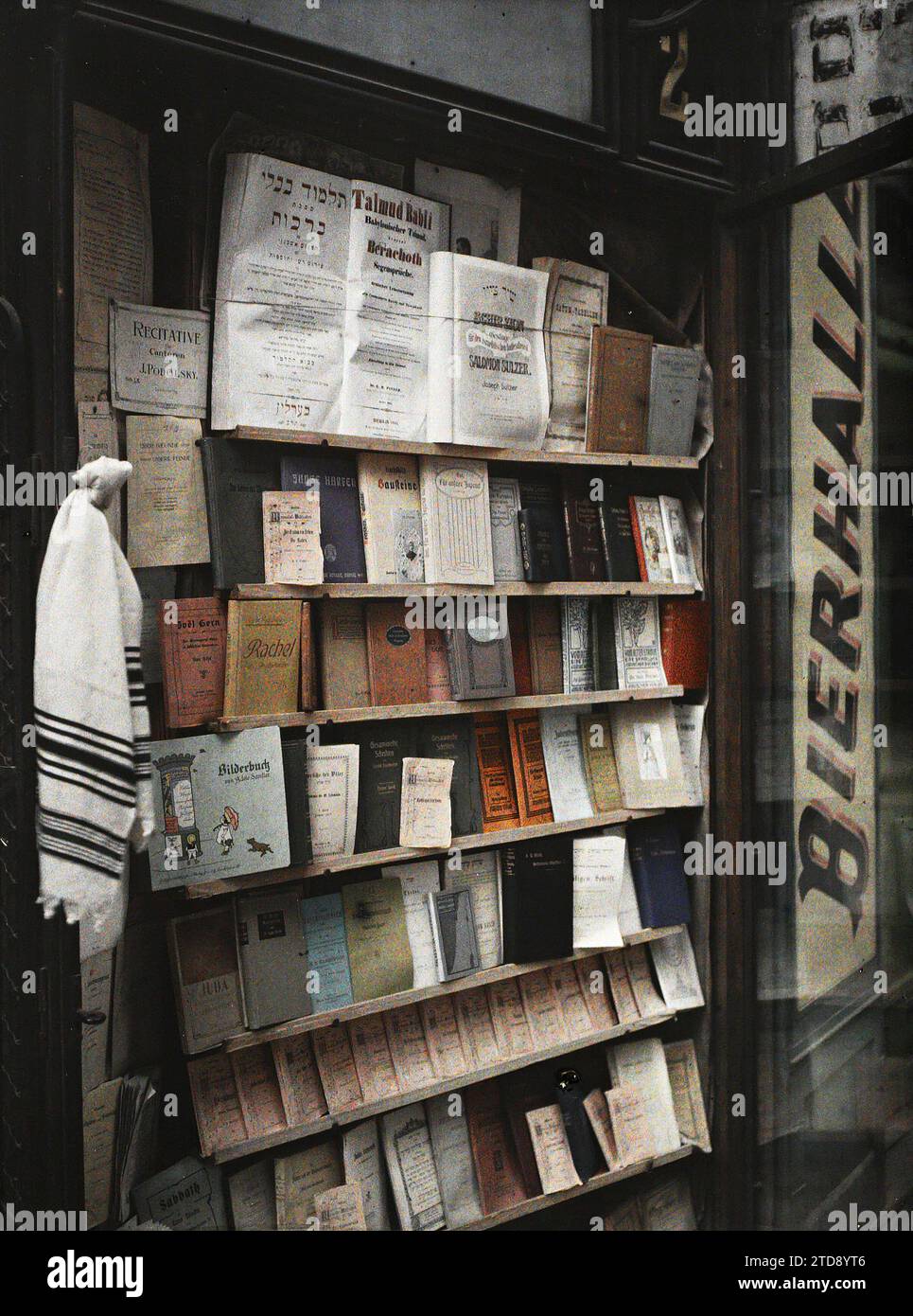 Vienna, Austria, Economic activity, Religion, Art, Shop, store, Judaism ...