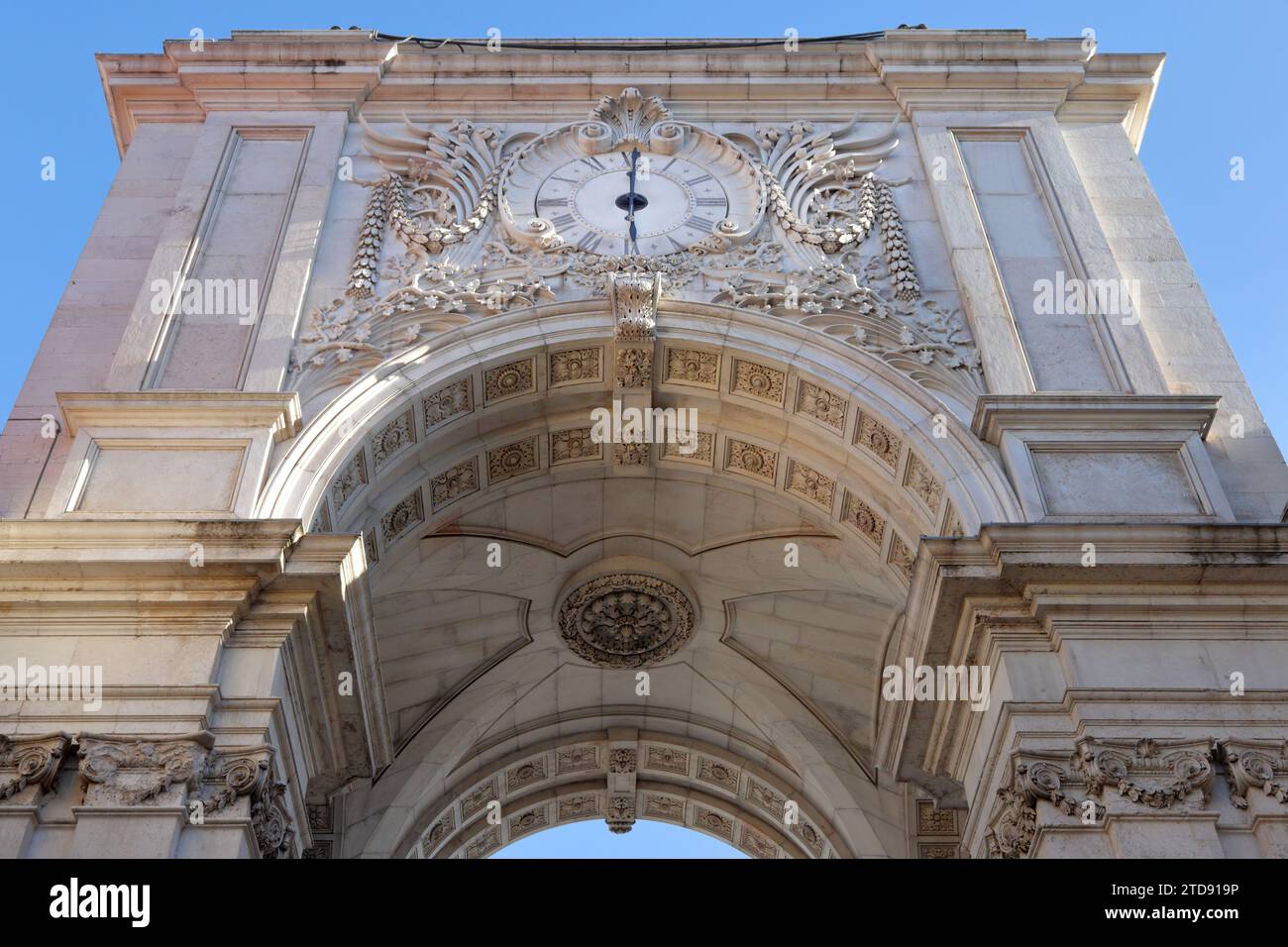 The Rua Augusta Arch (Arco da Rua Augusta), built to commemorate the ...