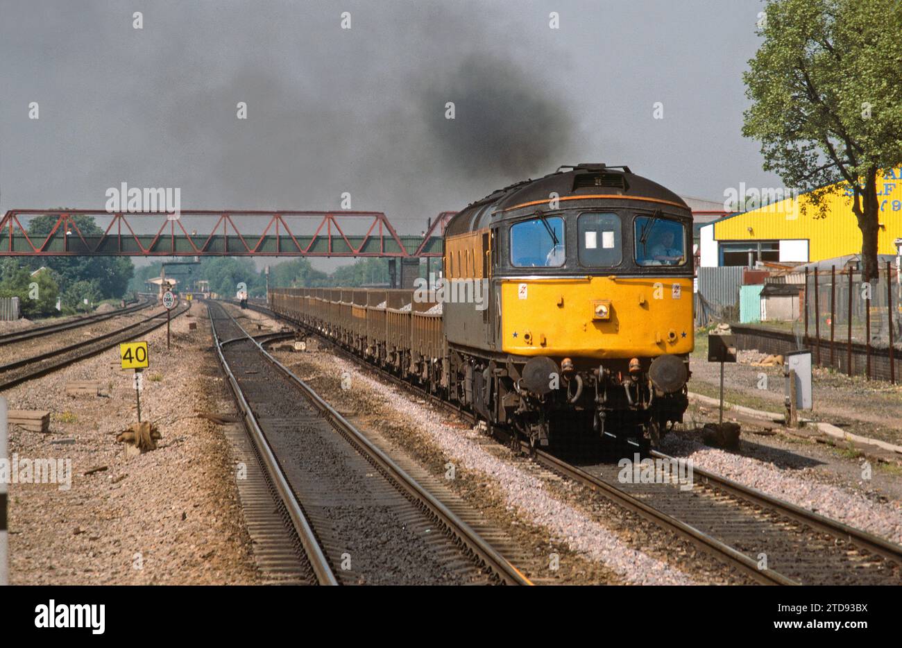 A Class 33 diesel locomotive number 33026 approaches West Ealing ...