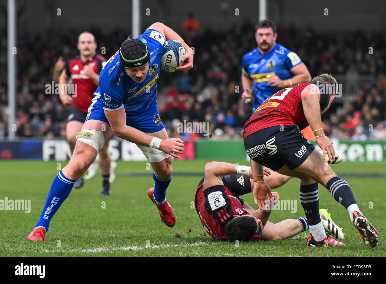 Jack Dunne of Exeter Chiefs makes a break during the Investec Champions ...
