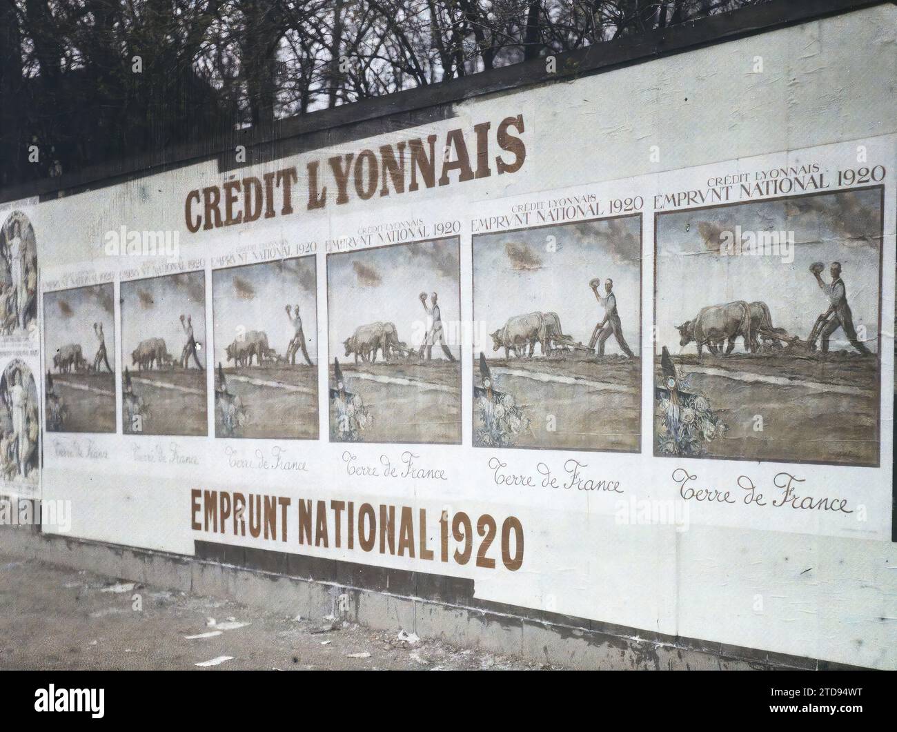 Paris, France Posters of the 1920 national loan, Crédit Lyonnais ...
