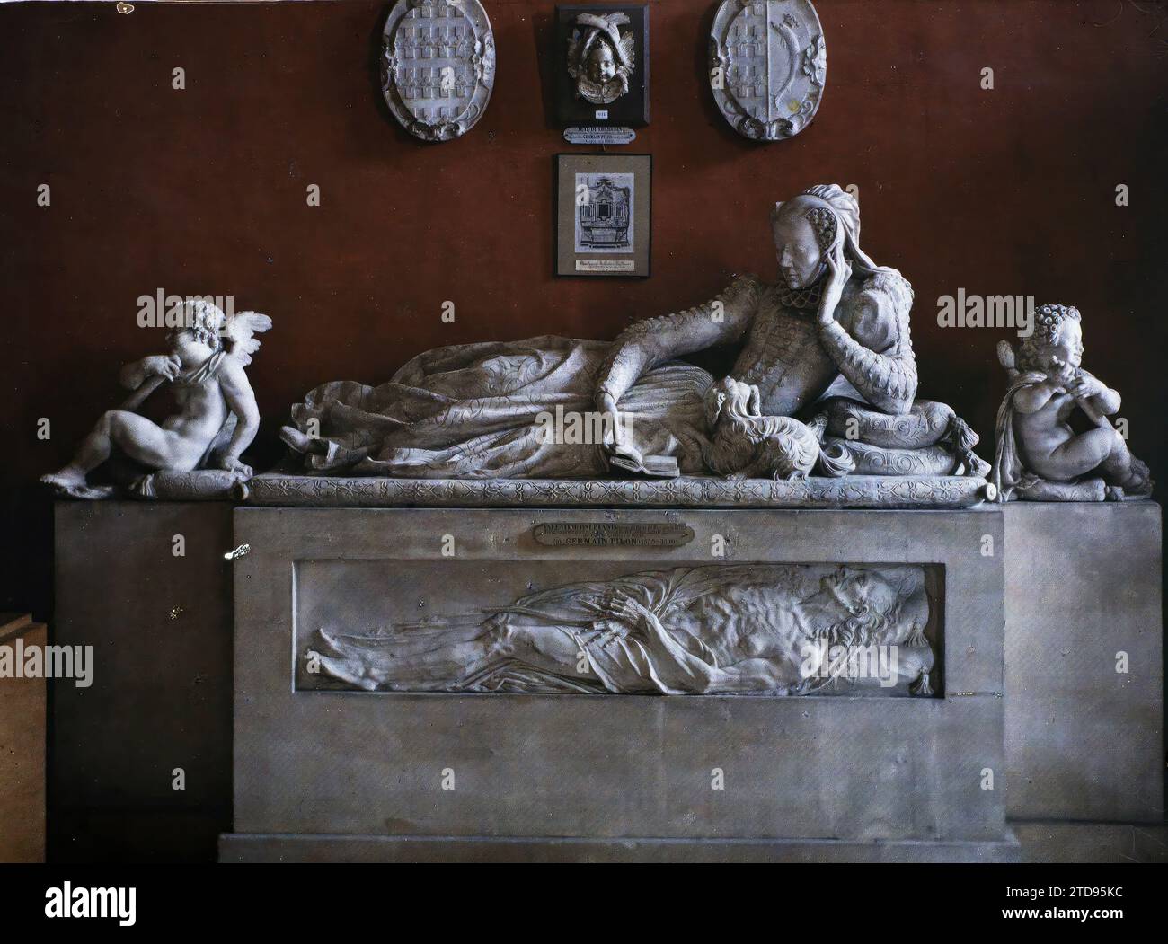 Paris (1st arr.), France The tomb of Valentine Balbiani, Germain Pilon ...