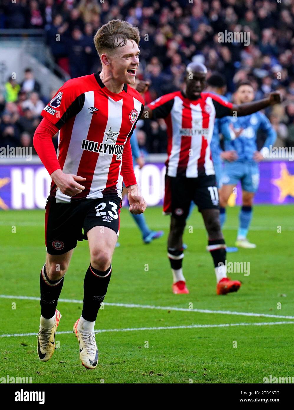 Brentford's Keane Lewis-Potter celebrates scoring their side's first ...