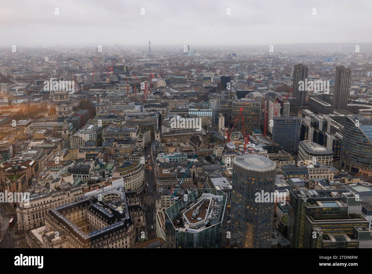 City of london looking west hi-res stock photography and images - Alamy