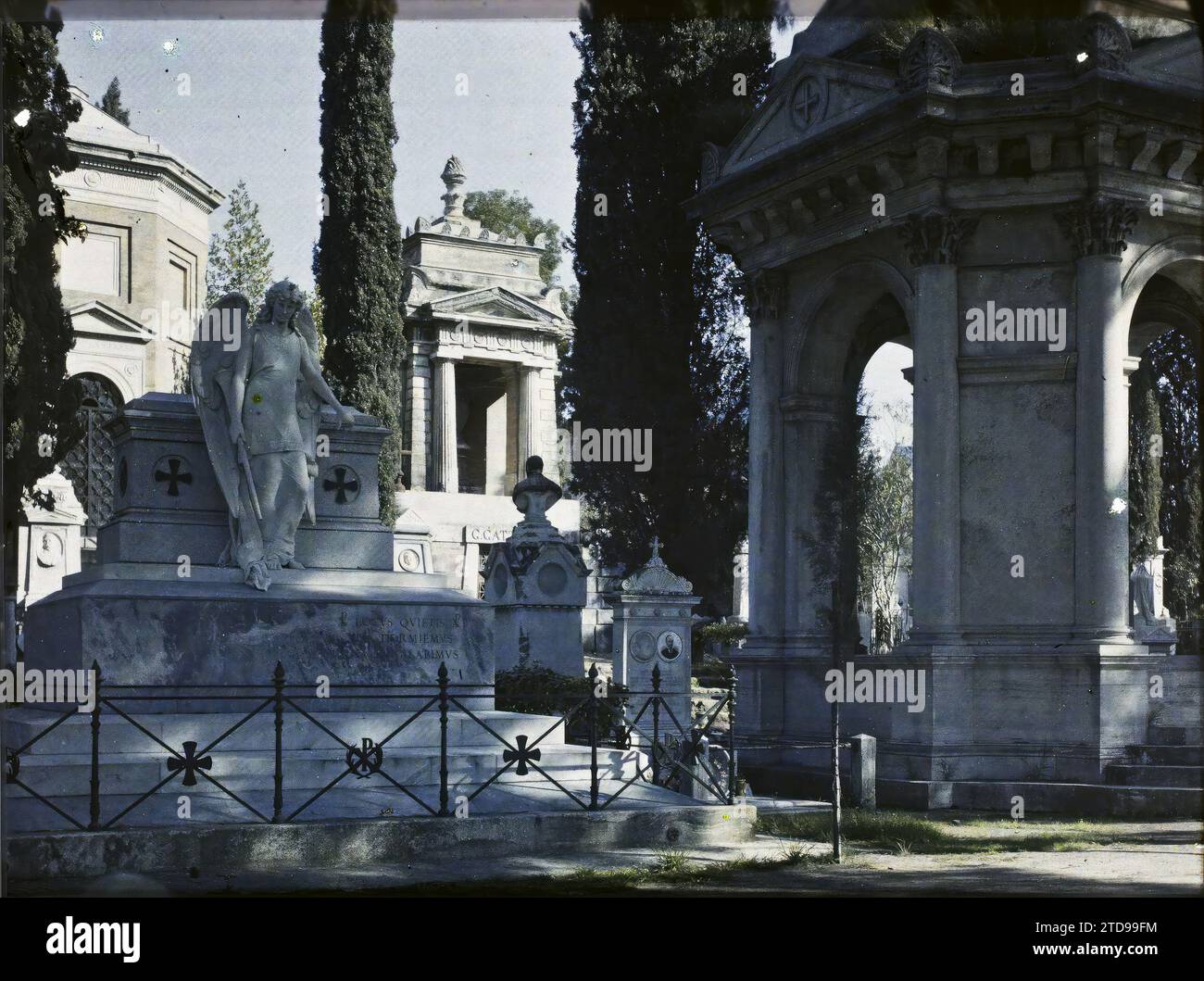 Lorenzo cemetery monuments hi-res stock photography and images - Alamy