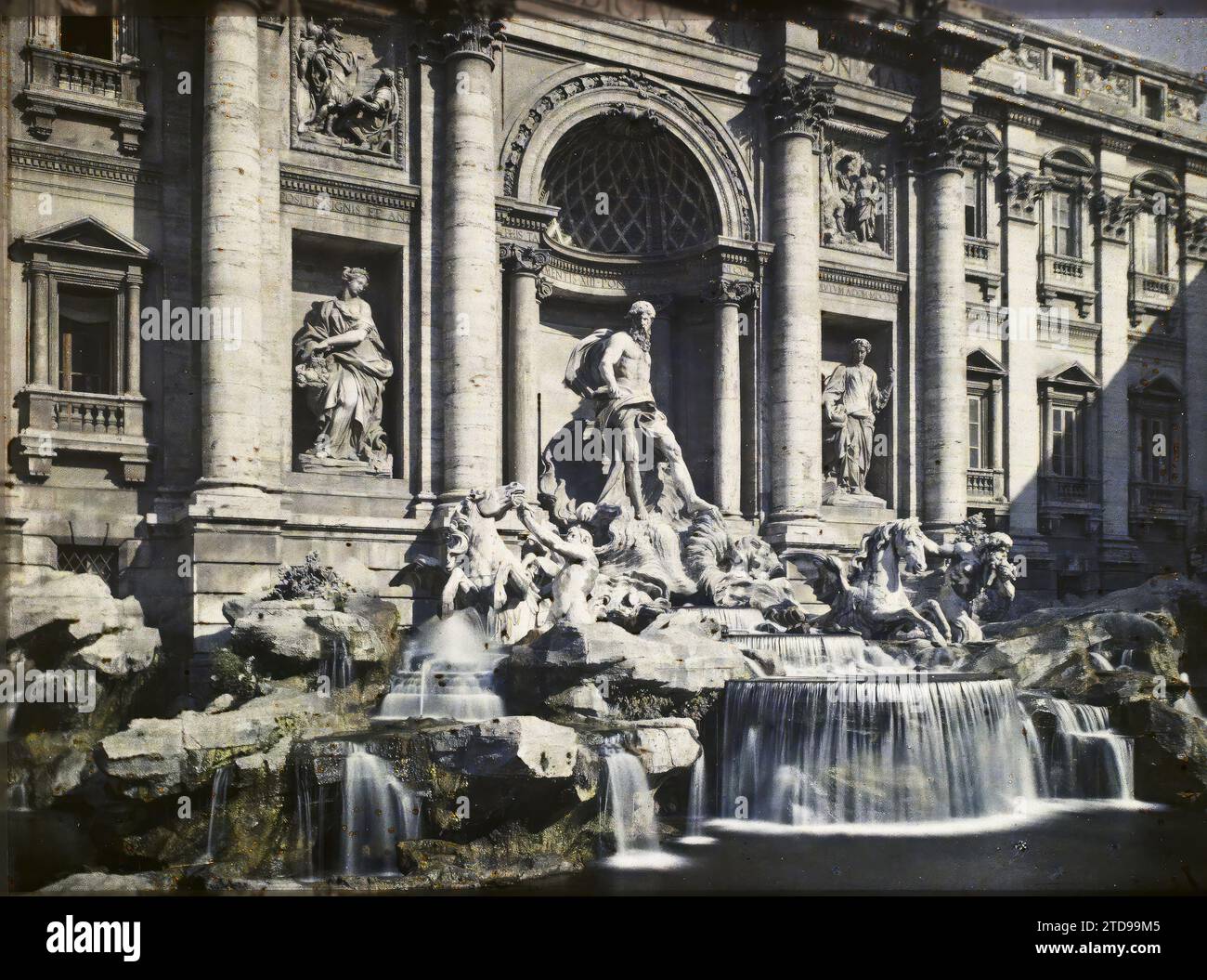 Rome, Italy Trevi Fountain, Art, Inscription, information, Statue ...