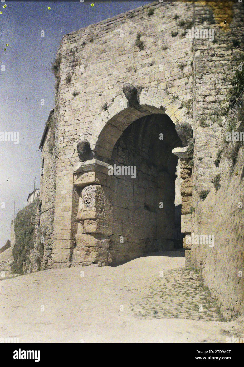 Sculpture supernatural fortified architecture door antiquity art hi-res ...