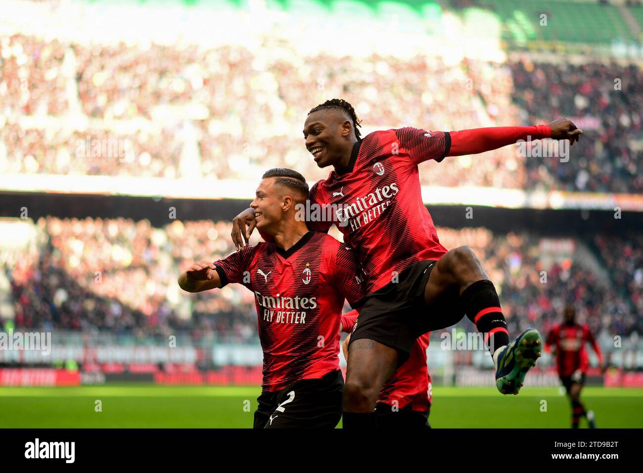 Milan, Italy. 17th Dec, 2023. Jan-Carlo Simic (L) of AC Milan ...