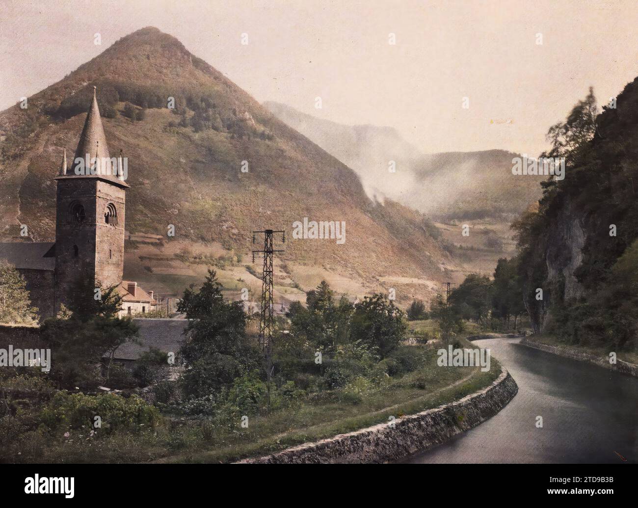 Sarrancolin, Hautes-Pyrénées, France, Nature, Environment, Habitat ...