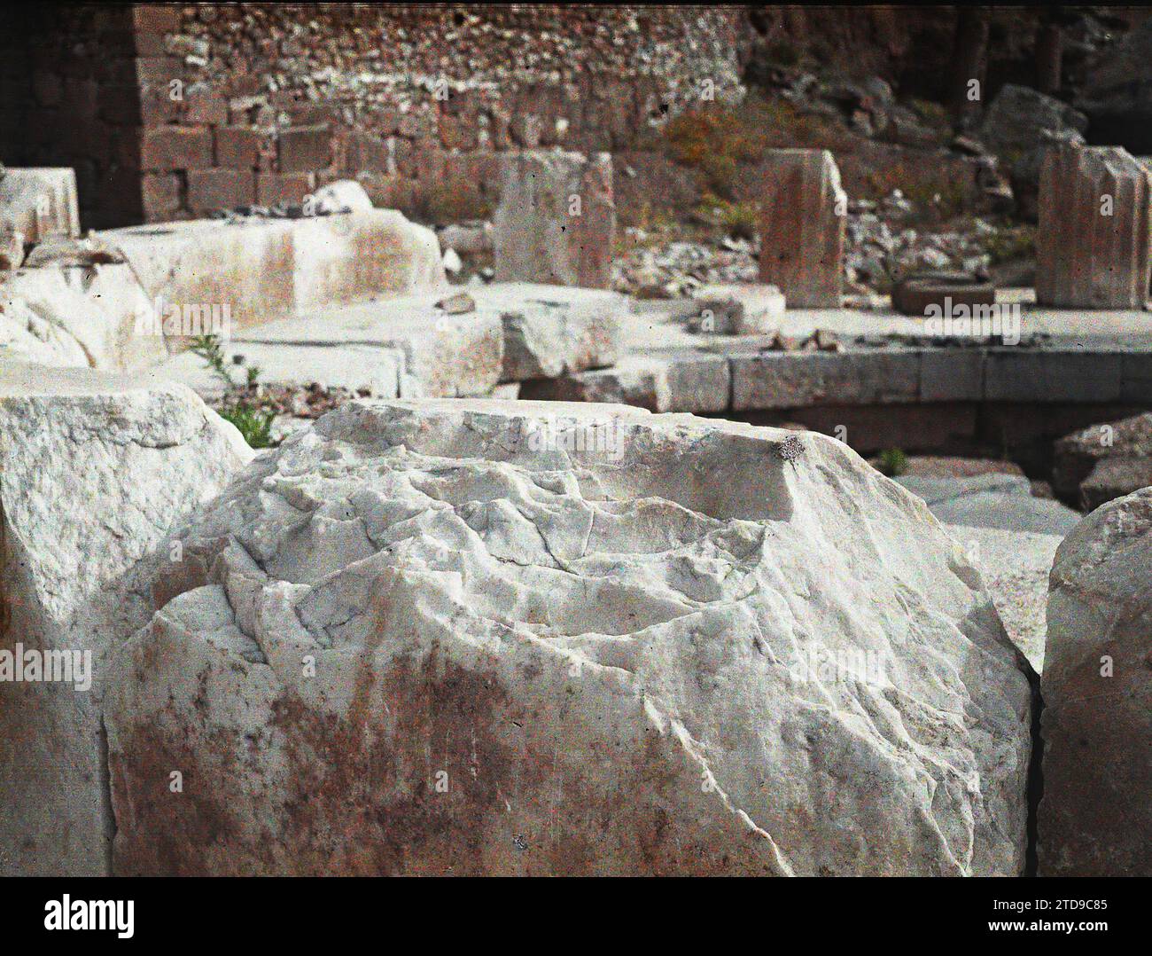 Delphes temple hi-res stock photography and images - Alamy