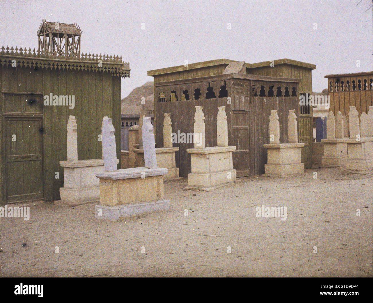 Mash cemetery hi-res stock photography and images - Alamy