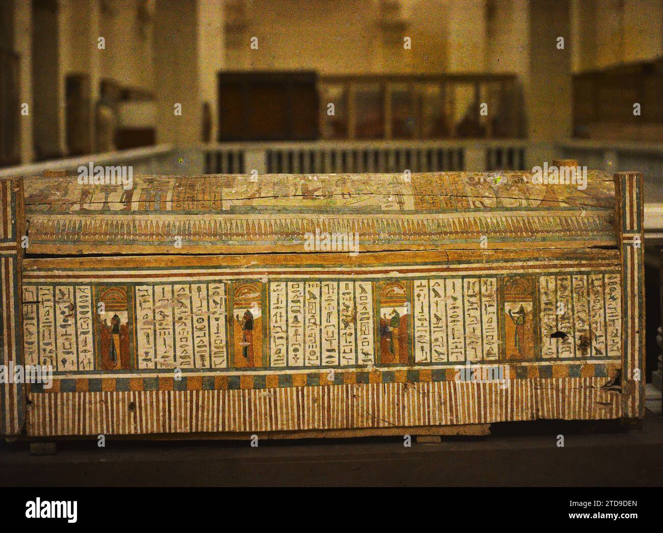 Africa painted sarcophagus hi-res stock photography and images - Alamy