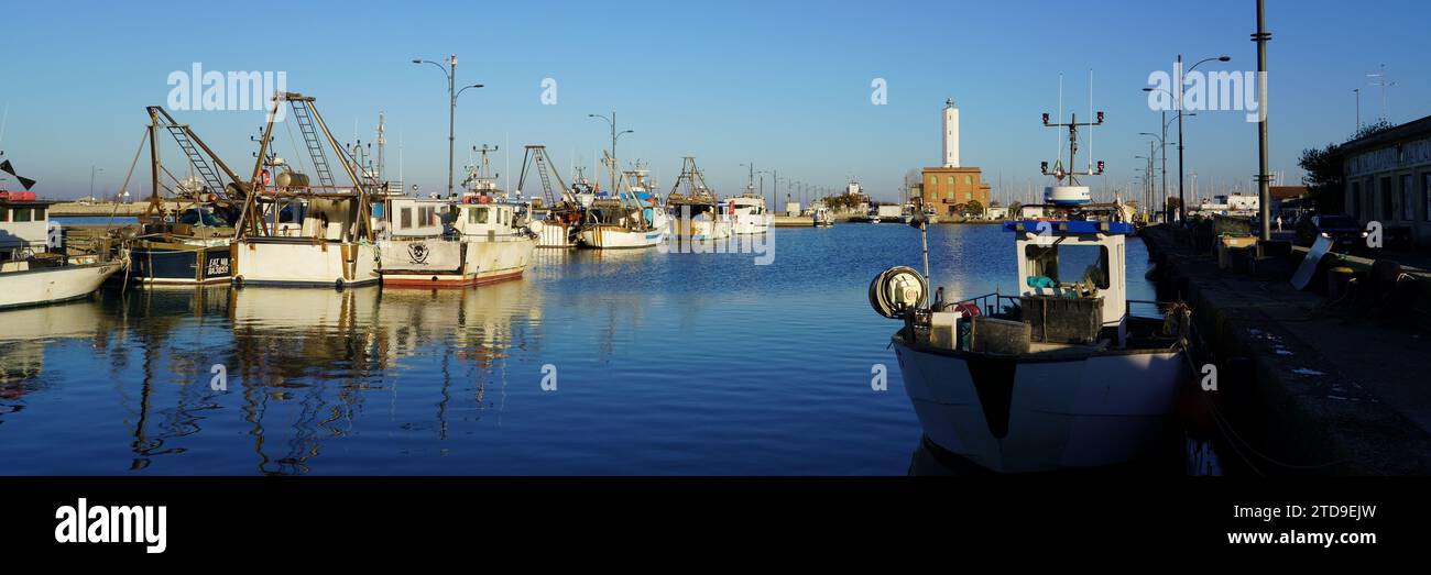 Porto di ravenna hi-res stock photography and images - Alamy