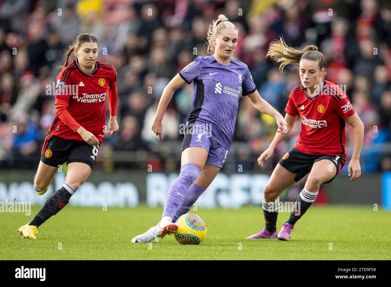 Leigh Sports Village, Manchester, UK. 17th Dec, 2023. Womens Super ...