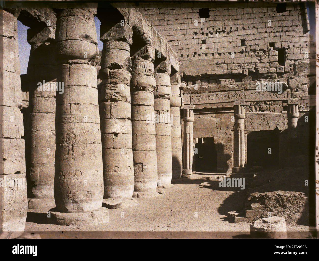 Louqsor, Egypt, Africa Part of the court of Ramses II, Habitat ...
