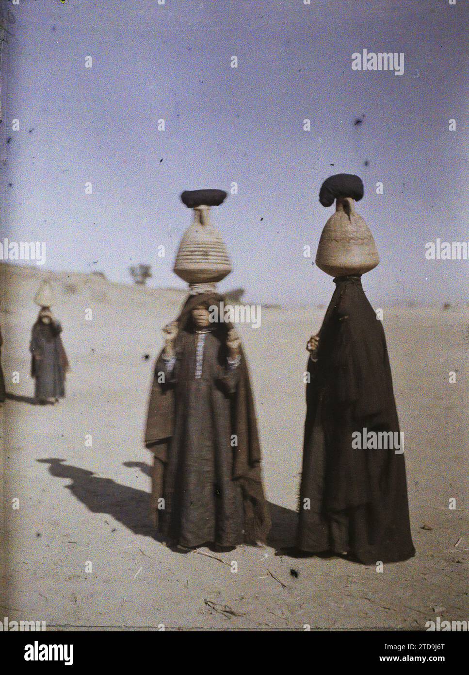 Woman costume water carrier group portrait ceramics basin human hi-res ...