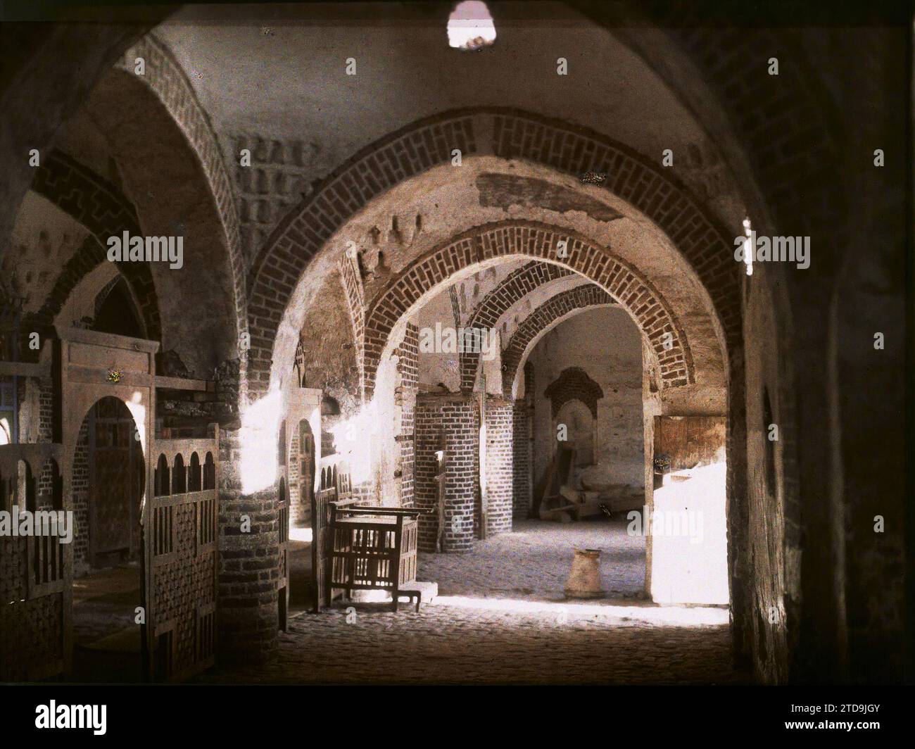 Beni mansour coptic church hi-res stock photography and images - Alamy