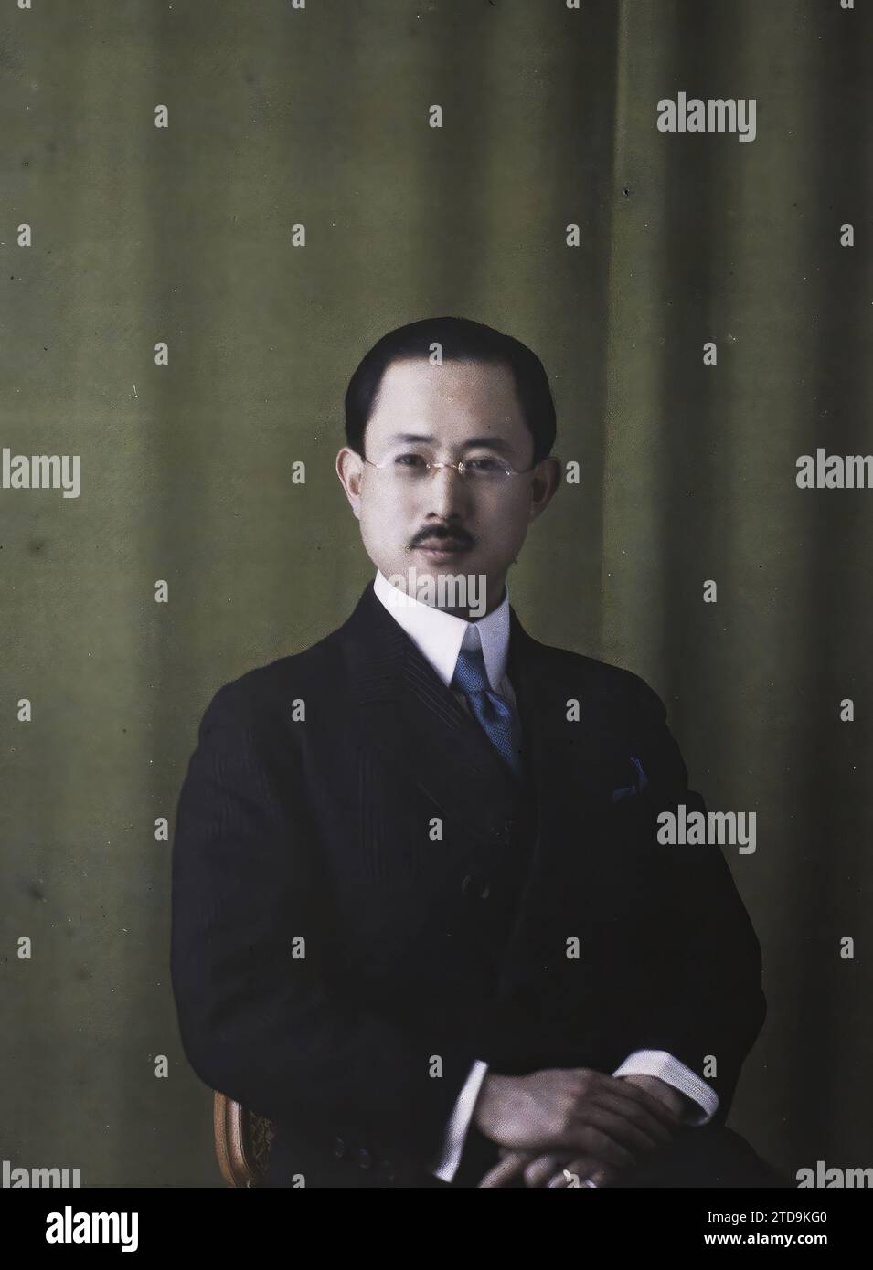 France prince nahurisa kitashirakawa hi-res stock photography and ...