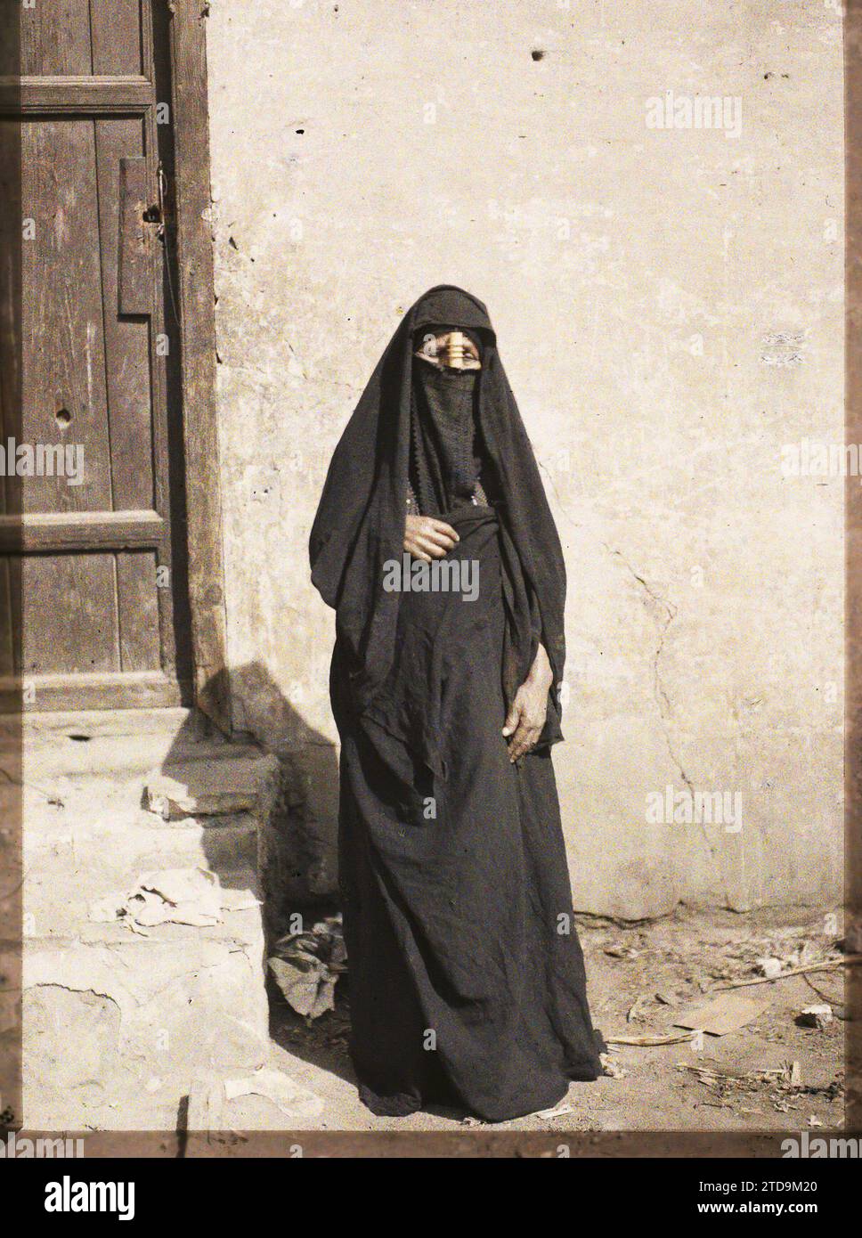 Cairo, Egypt, Africa Portrait of a Woman Wearing the Veil, Human Beings ...