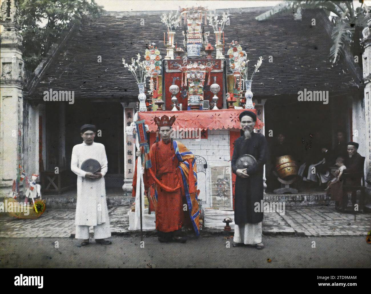 Buddhist hell gates hi-res stock photography and images - Alamy