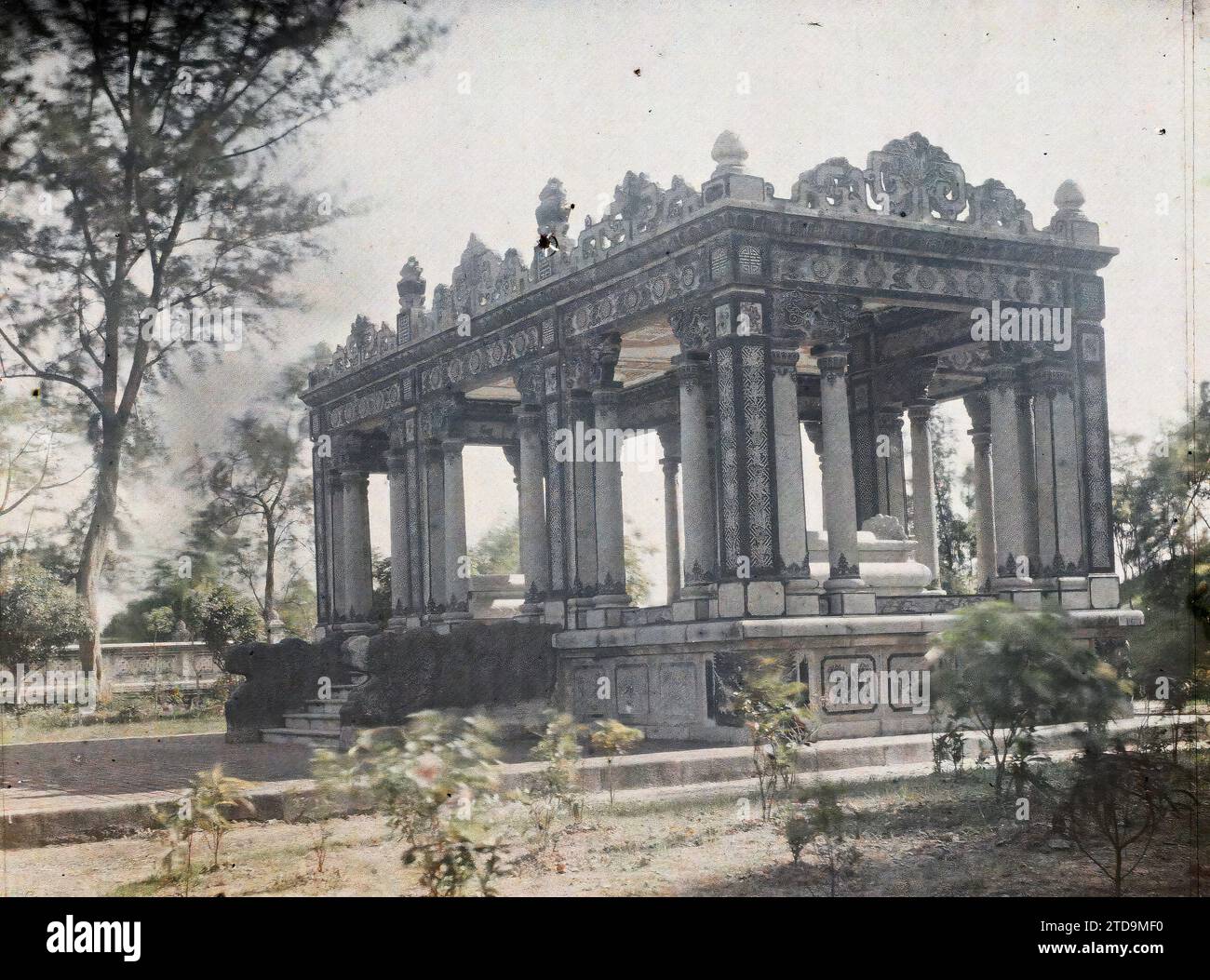 Tonkin, Indochina The funerary monument of a great mandarin, Habitat ...