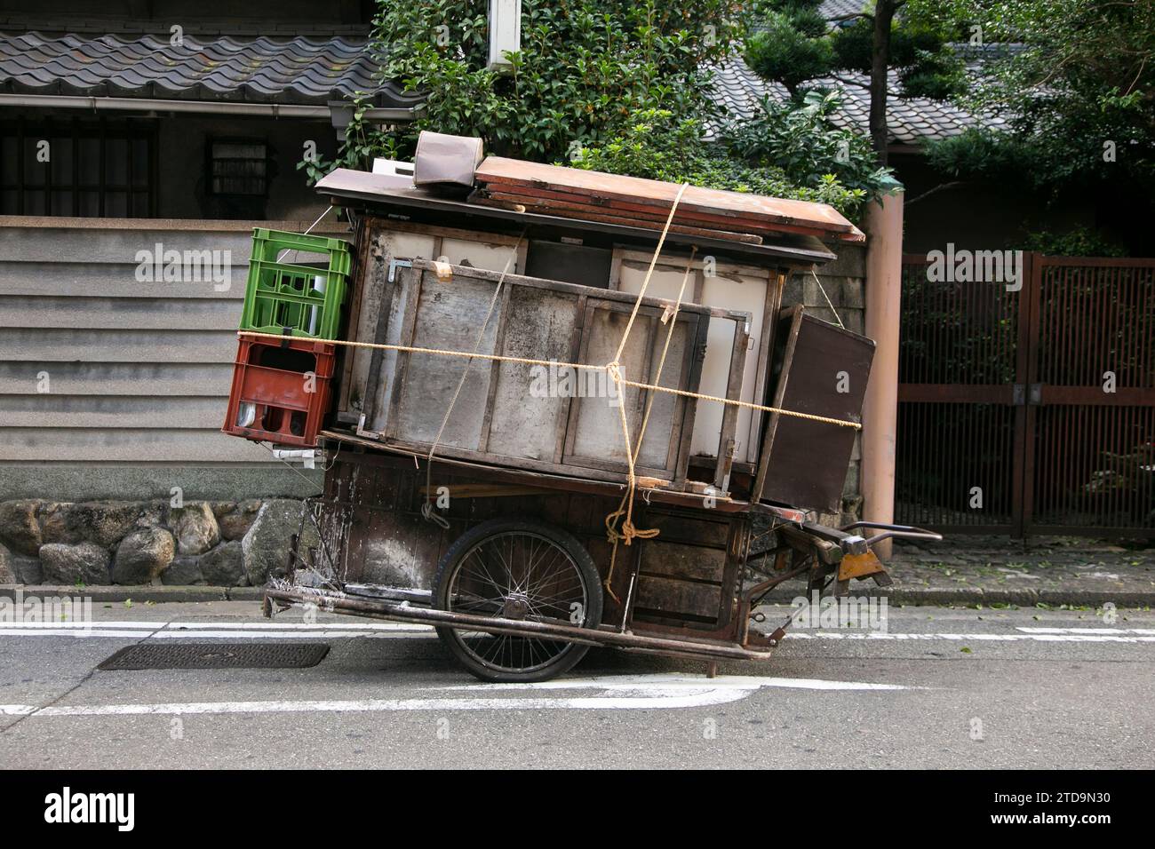 Fukuoka night market hi-res stock photography and images - Alamy