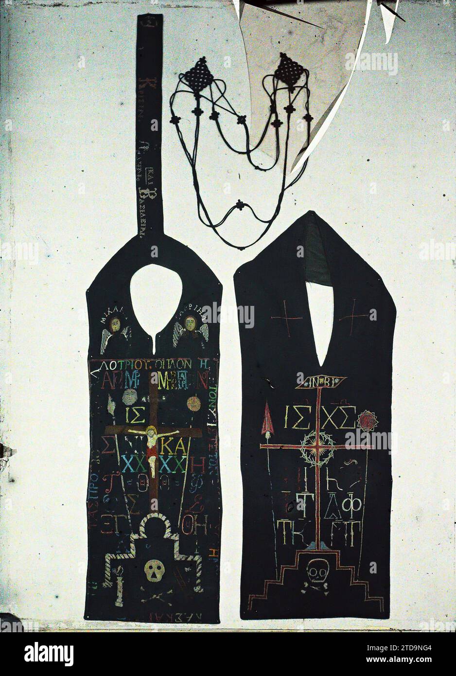 Mortuary aprons hi-res stock photography and images - Alamy