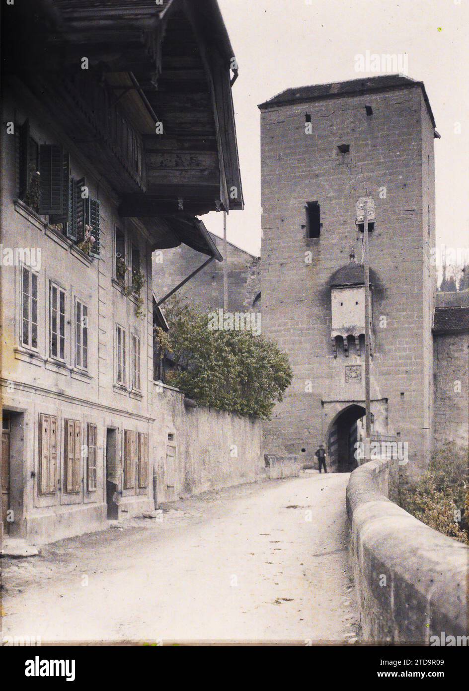Fribourg, Switzerland The Bern Gate, Habitat, Architecture, Art, Tower ...
