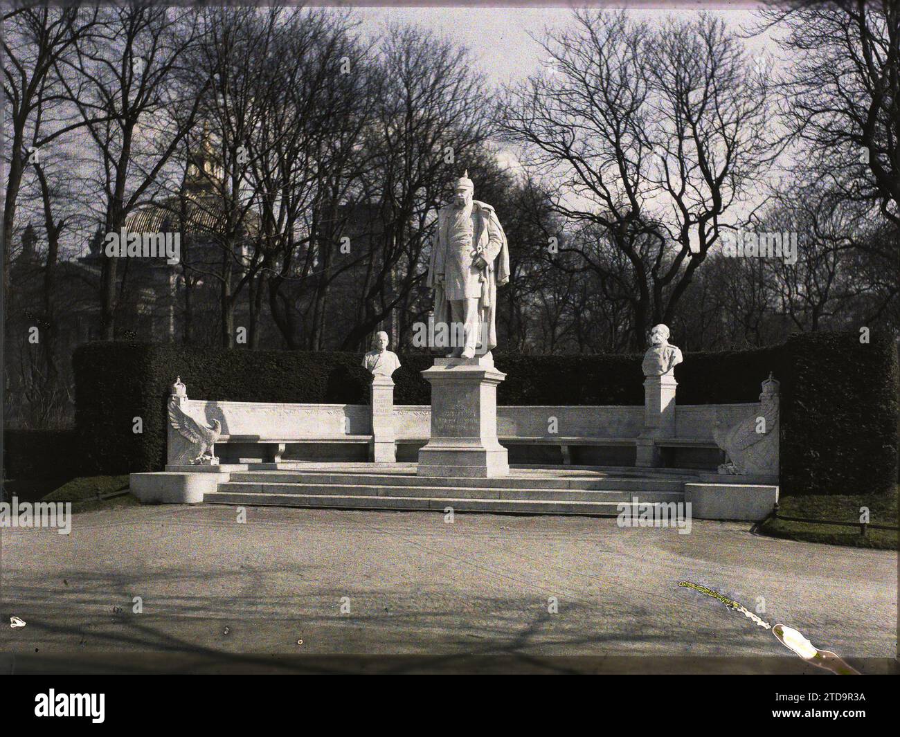 Berlin, Germany, Personality, Animal, Art, Habitat, Architecture ...