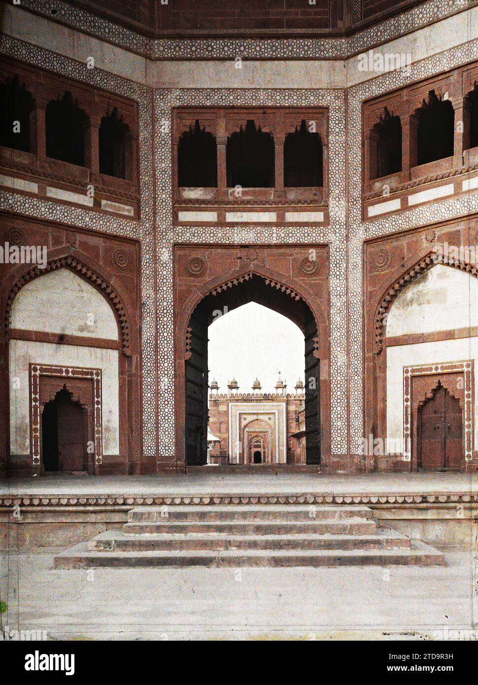Fatehpur Sikri, India Buland Darwasa, Personality, Religion, Art ...