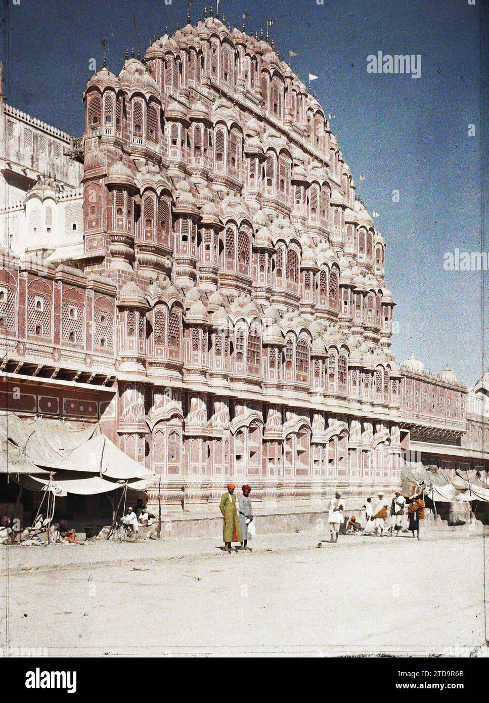 Jaipur, India The screen facade of the Palace of the Winds (Hawa Mahal ...