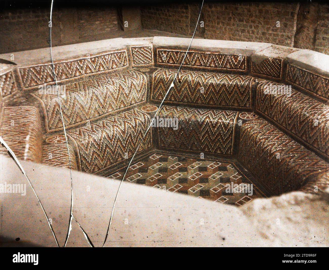 Baptistery tank hi-res stock photography and images - Alamy