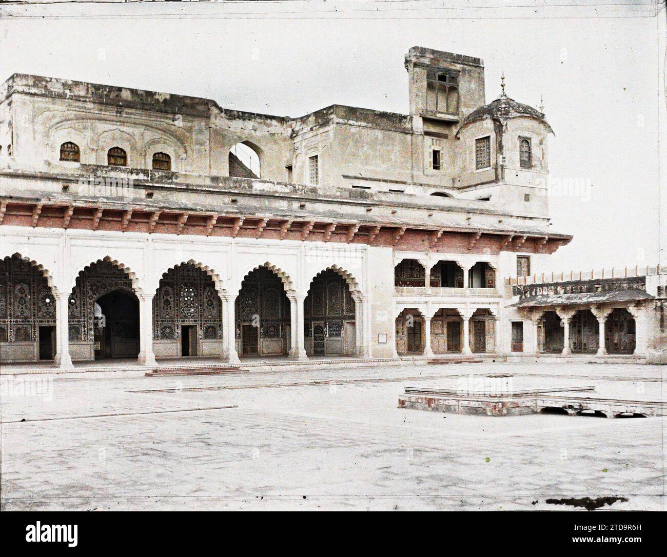 Lahore, India (present-day Pakistan) The Shish Mahal ('Palace of ...