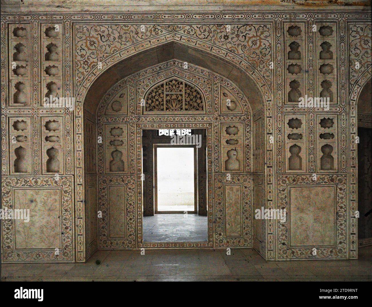 Pietra dura inside hi-res stock photography and images - Alamy