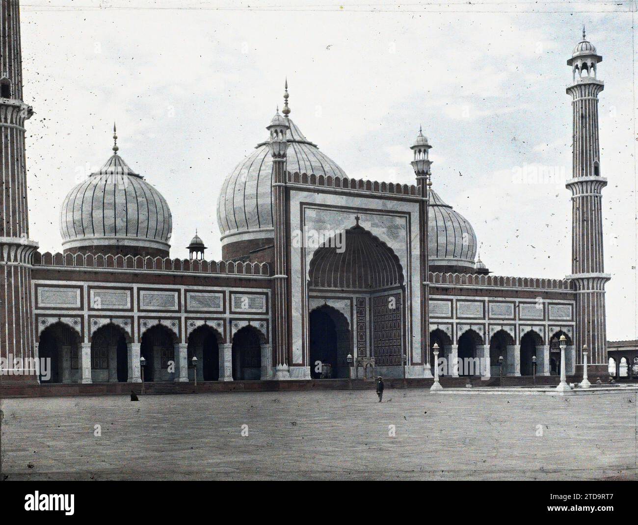 Delhi, India Facade of the prayer hall of the Grand Mosque (Jama Masjid ...