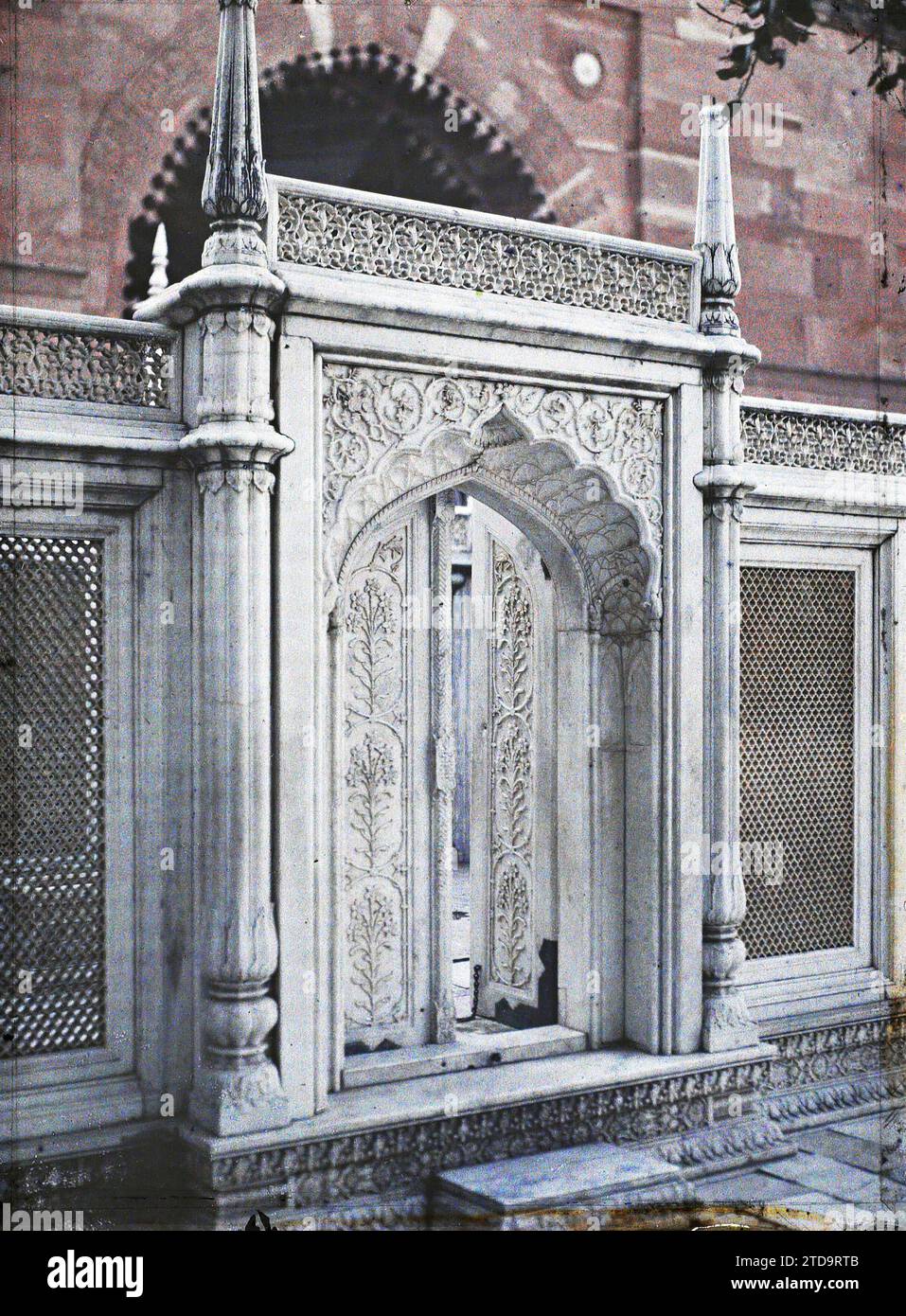 Delhi, India One of the tombs in the enclosure of the dargâh of ...