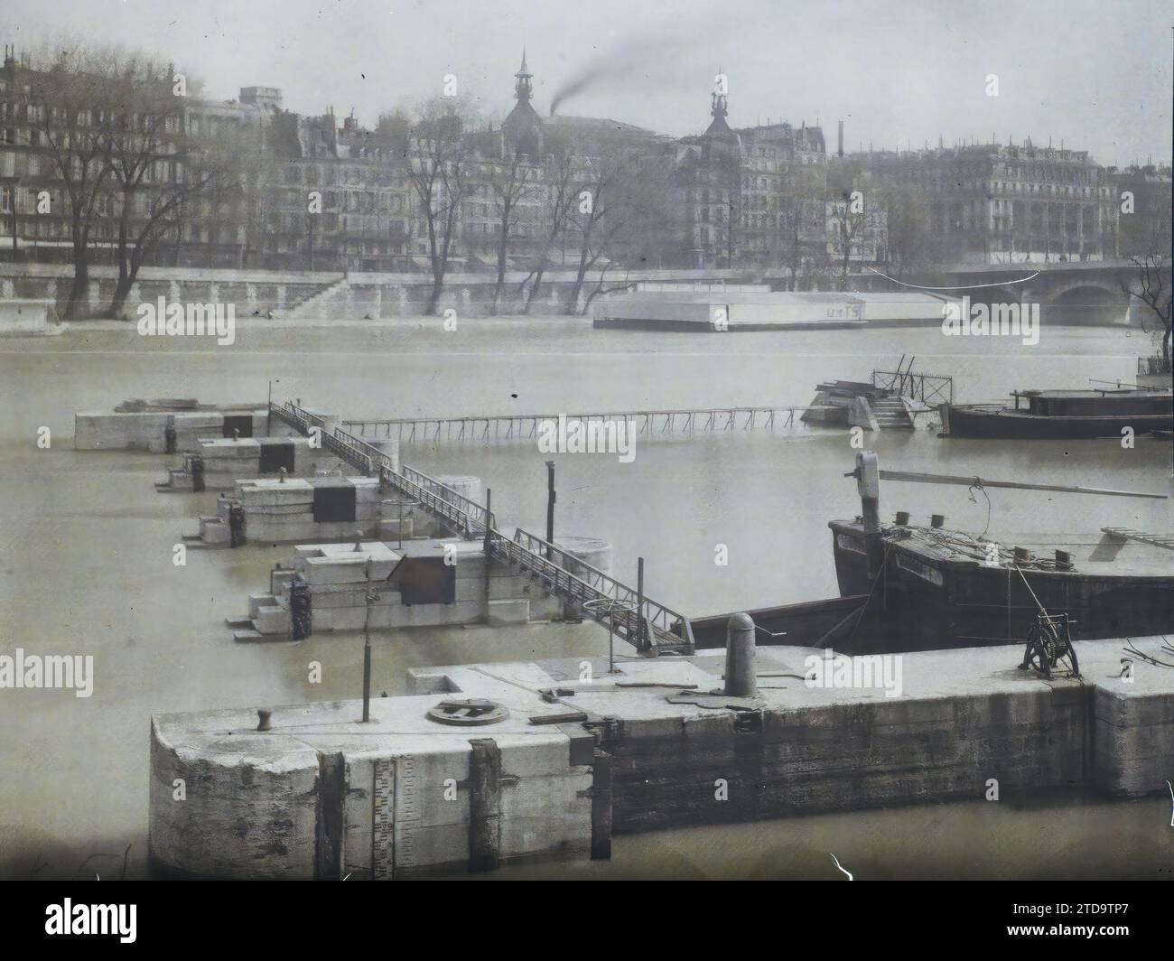 Paris (1st arr.), France The Monnaie dam from the Quai de Conti ...