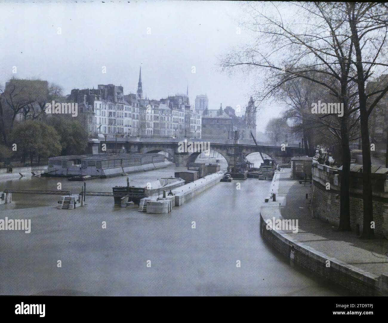 Paris (1st arr.), France The Monnaie dam and the Pont-Neuf from the ...