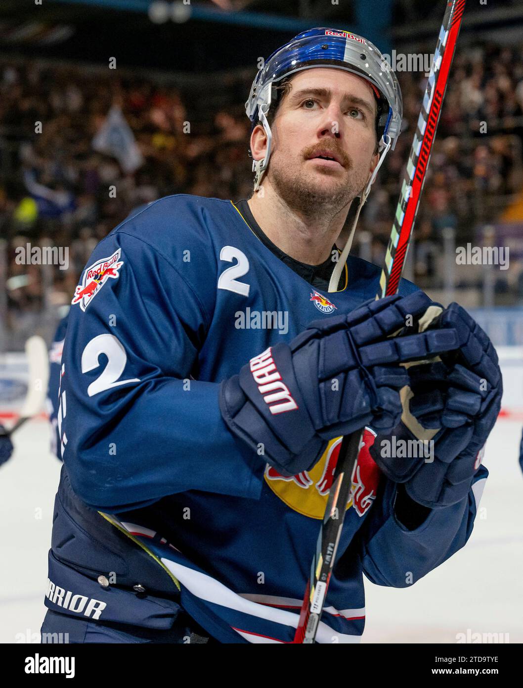 Muenchen, Deutschland. 17th Dec, 2023. Andrew MacWilliam (EHC Red Bull ...